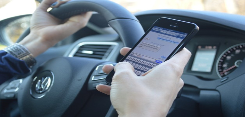 Use of Personal Communication Device While Driving (CDL vs. Non-CDL)